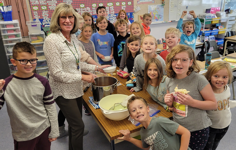 WATCH: Stone Soup a Thanksgiving tradition at Glenbow School - CochraneNow: Cochrane, Alberta's ...